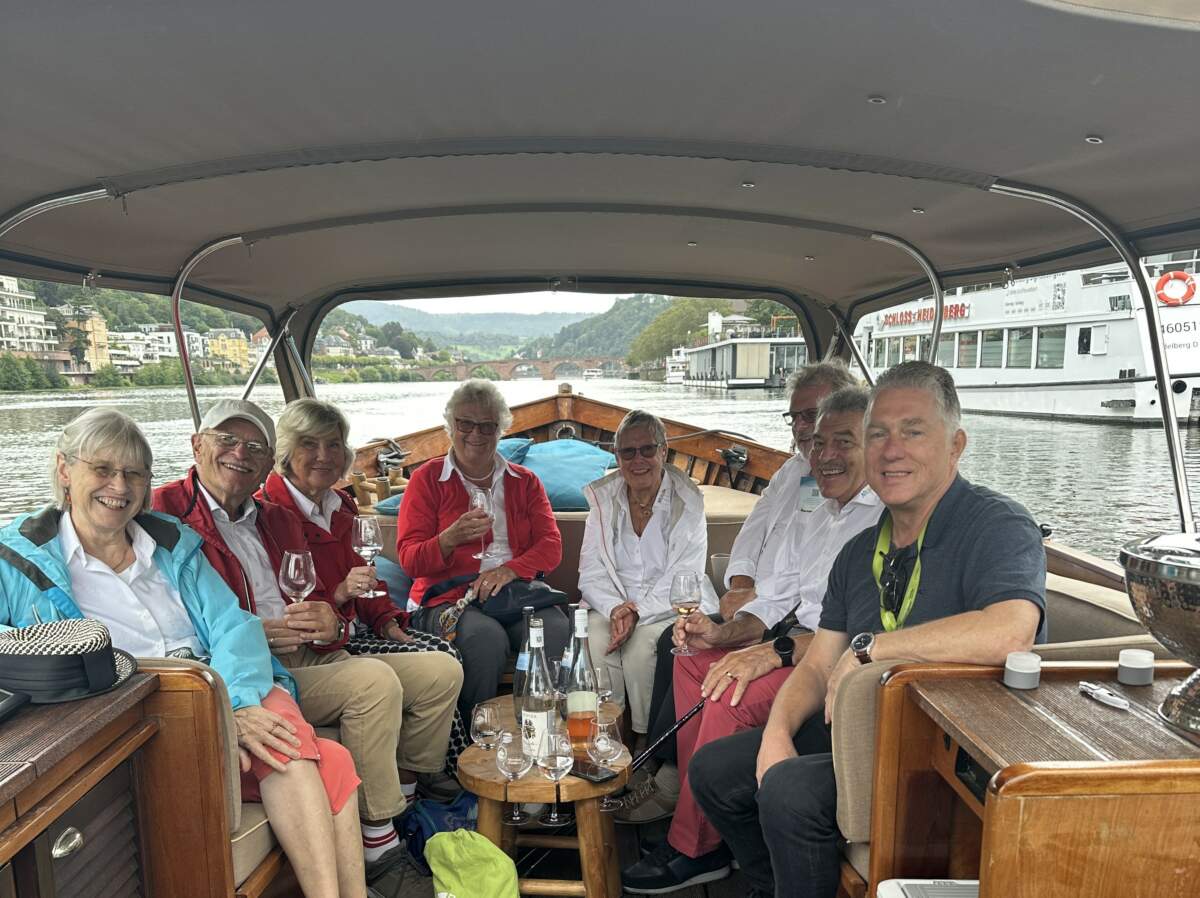 Sightseeing - Take an absolutely comfortable and exclusive tour of ...